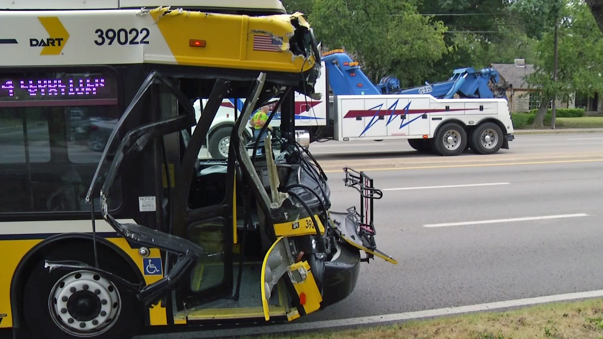10 Injured in DART Bus Collision – NBC 5 Dallas-Fort Worth
