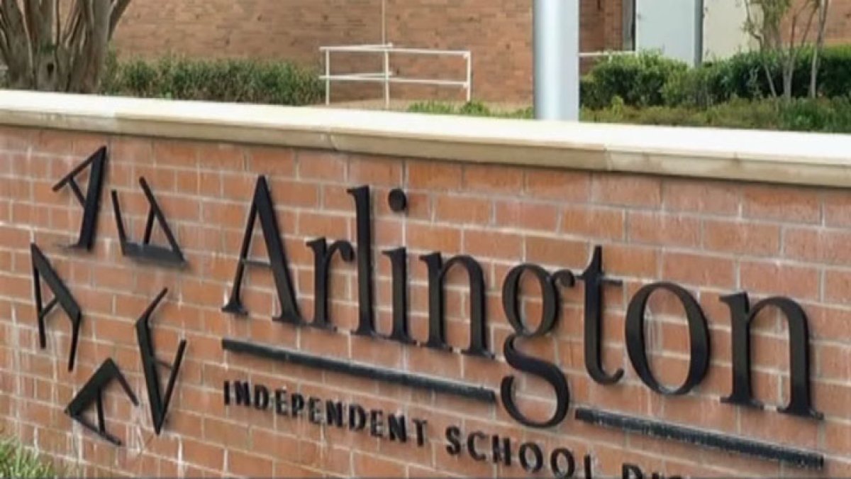 Arlington ISD Educator Teaches Reading, Writing, and Kindness to Others ...