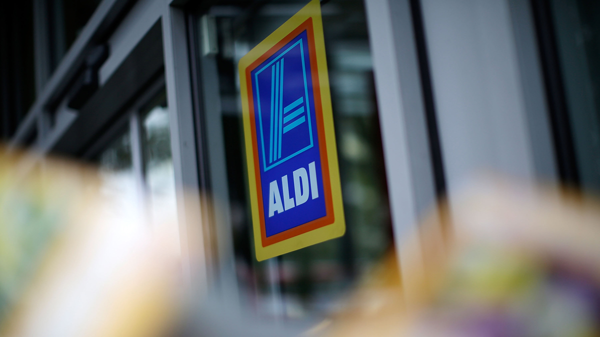 Scam Alert: Aldi Warns Customers About Fake Ad for Free Groceries – NBC ...