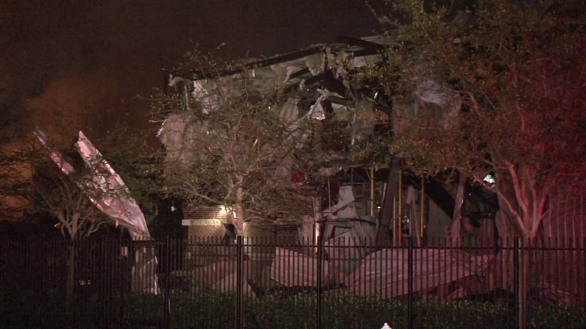 Gallery: Large Explosion Reported at Building in Houston – NBC 5 Dallas ...