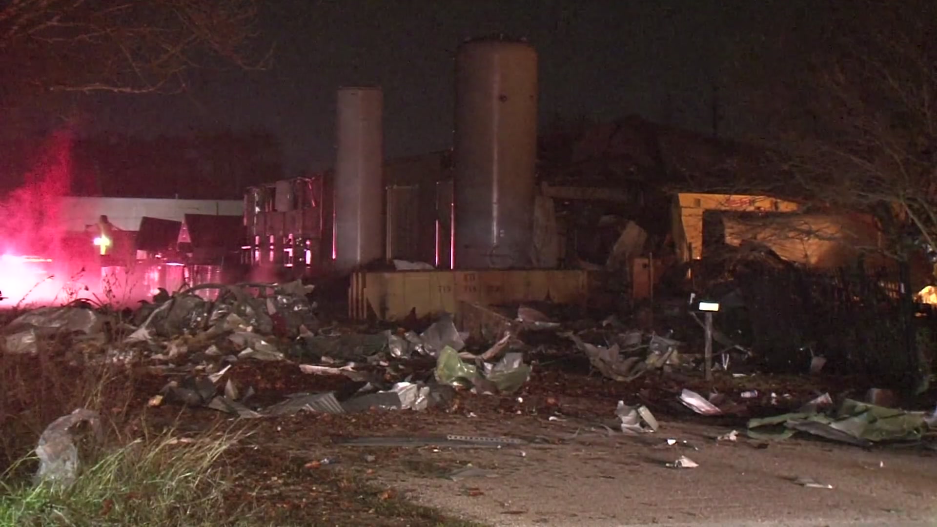 Gallery: Large Explosion Reported at Building in Houston – NBC 5 Dallas ...