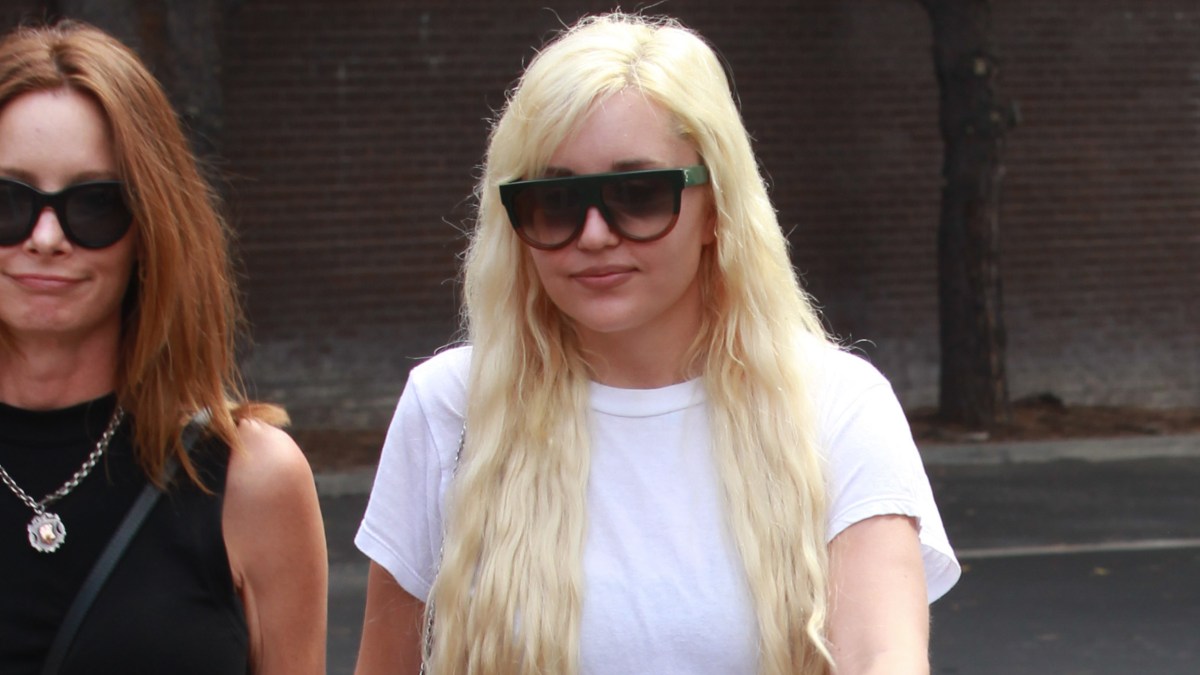 Amanda Bynes and Fiancé Paul Michael Split After 3-Week Engagement ...