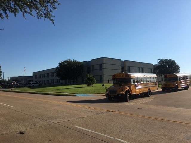 Arlington ISD Jr. High Plagued by Mystery Illnesses Reopens with ...