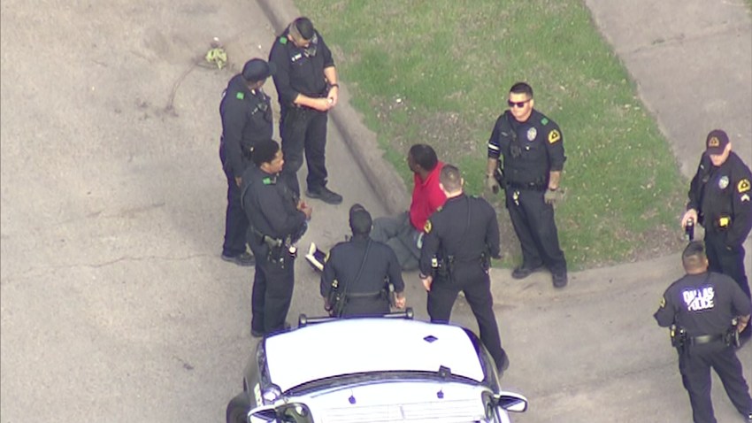 Aggressive Passenger Tased Arrested At Dfw Airport Nbc 5 Dallas Fort