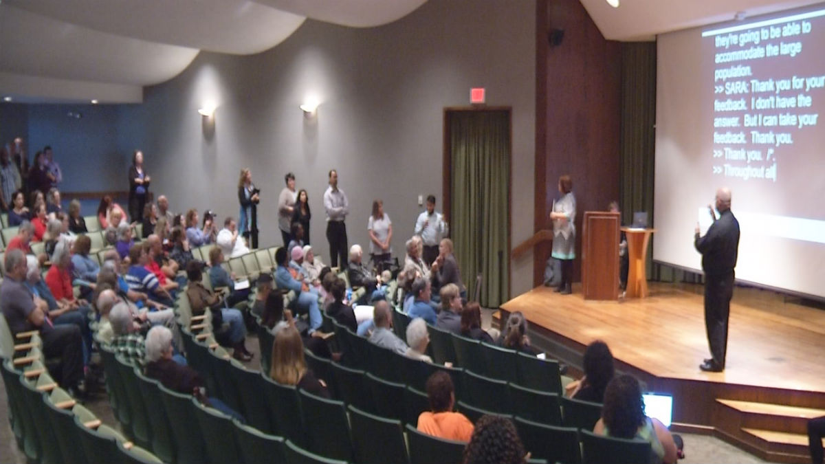 Deaf Community Concerned About Possible Service Changes – NBC 5 Dallas ...