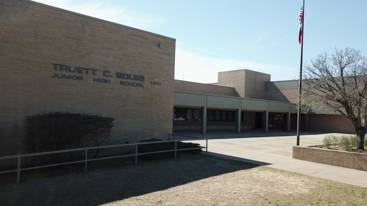 Boles Junior High Prepares Students for High School and Beyond – NBC 5 ...