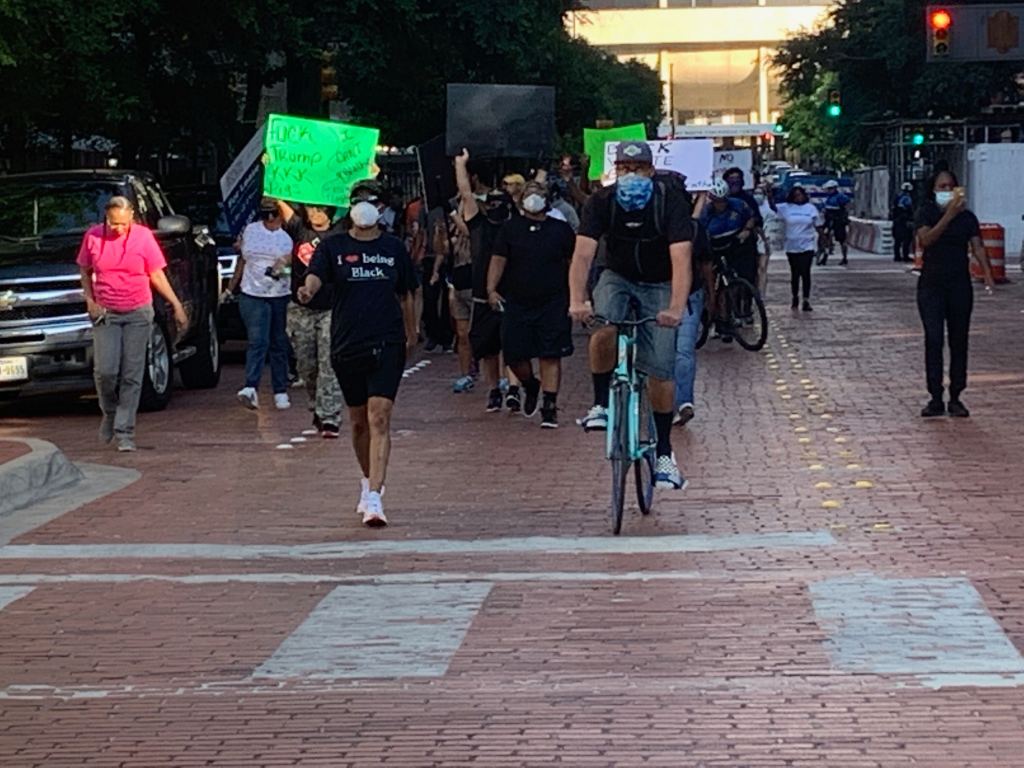 ‘It Could Be Your Son,’ Protesters March in Fort Worth Over George ...