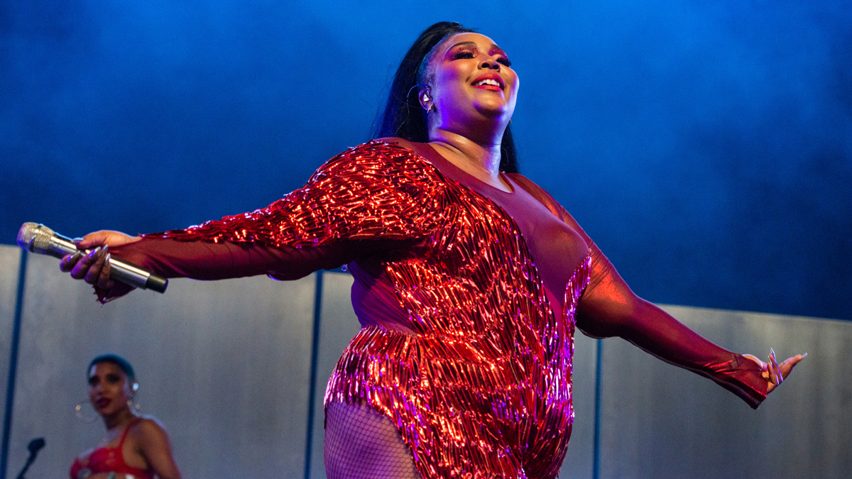 Lizzo Treats Detroit Hospital Staff to Lunch Amid Pandemic – NBC 5 ...