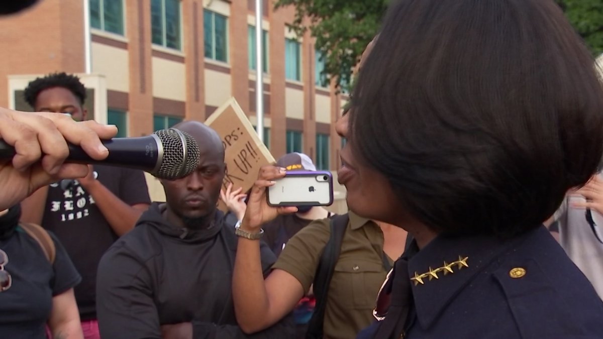 Raw Video: Dallas Police Chief Hall Meets With Protesters – NBC 5 ...