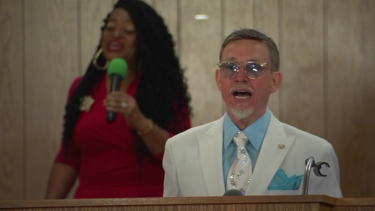 White Pastor of Black Church Shares Message of Peace at 1st In-Person ...