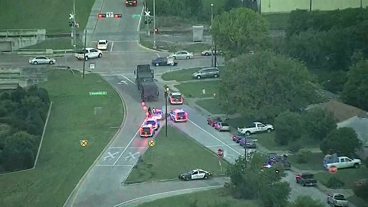 Crash Snarles WB Traffic on I-20 in Duncanville – NBC 5 Dallas-Fort Worth