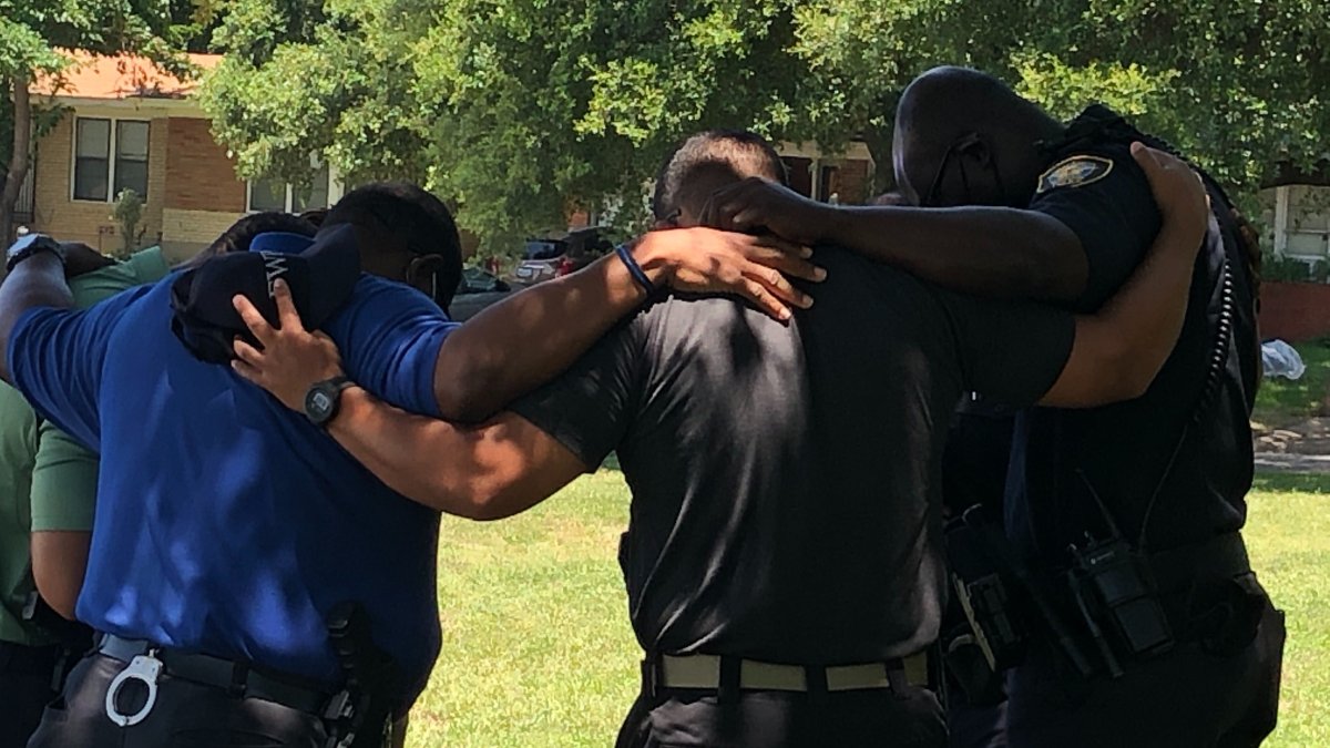 FW Officers Pray, Reflect As First of 3 Floyd Memorials Are Held – NBC ...