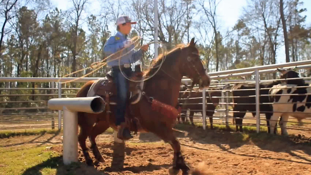 Texas Teen Ropes Big Rodeo Prizes – NBC 5 Dallas-Fort Worth