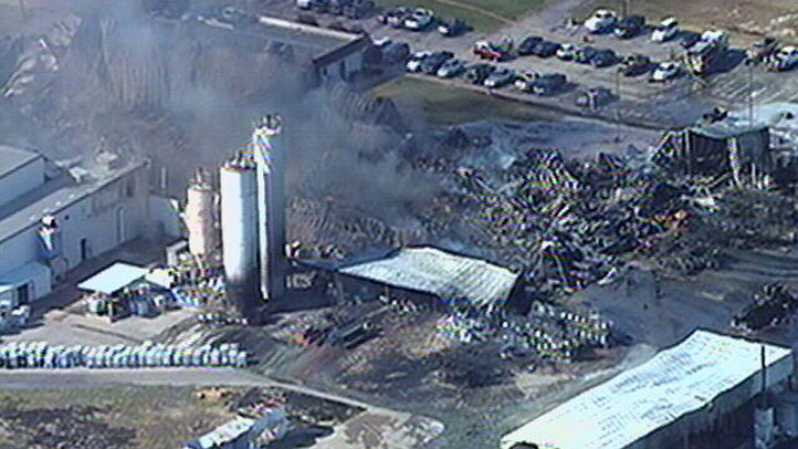 Massive Industrial Fire Allowed to Burn Out – NBC 5 Dallas-Fort Worth
