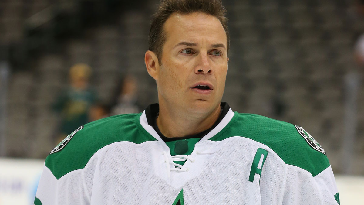 Stars Place Veteran Ray Whitney on Injured List – NBC 5 Dallas-Fort Worth