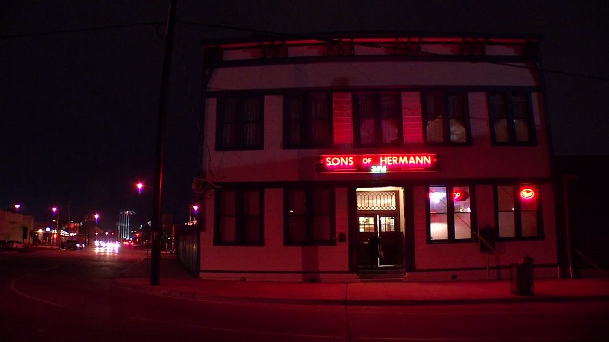 Ghost Sightings at Historic Sons of Hermann Hall – NBC 5 Dallas-Fort Worth