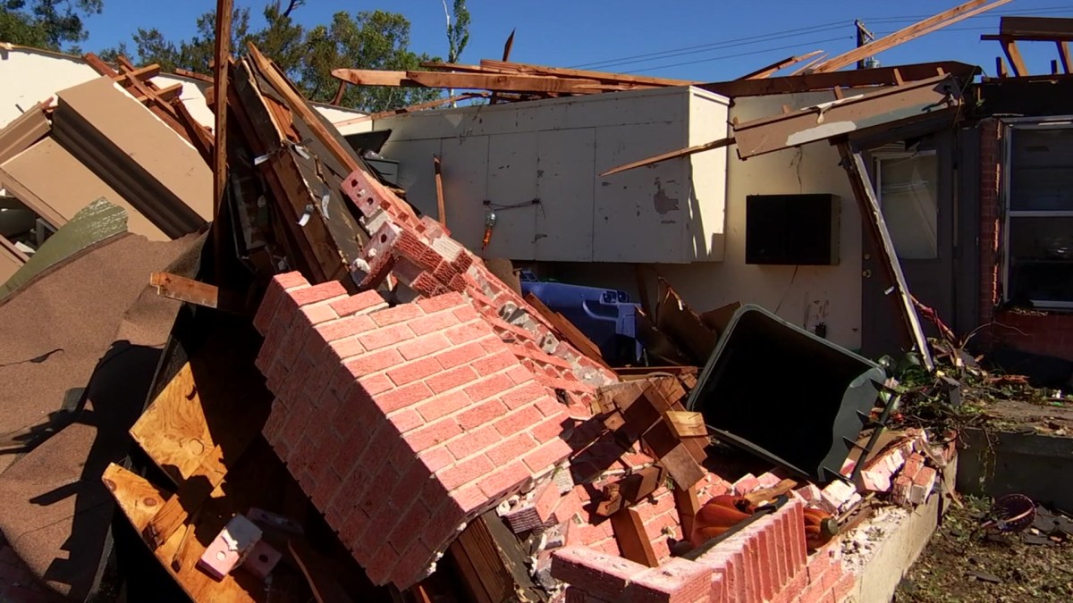 Tornado Rips Through Dallas Area, Thousands Left Without Power – NBC 5 ...