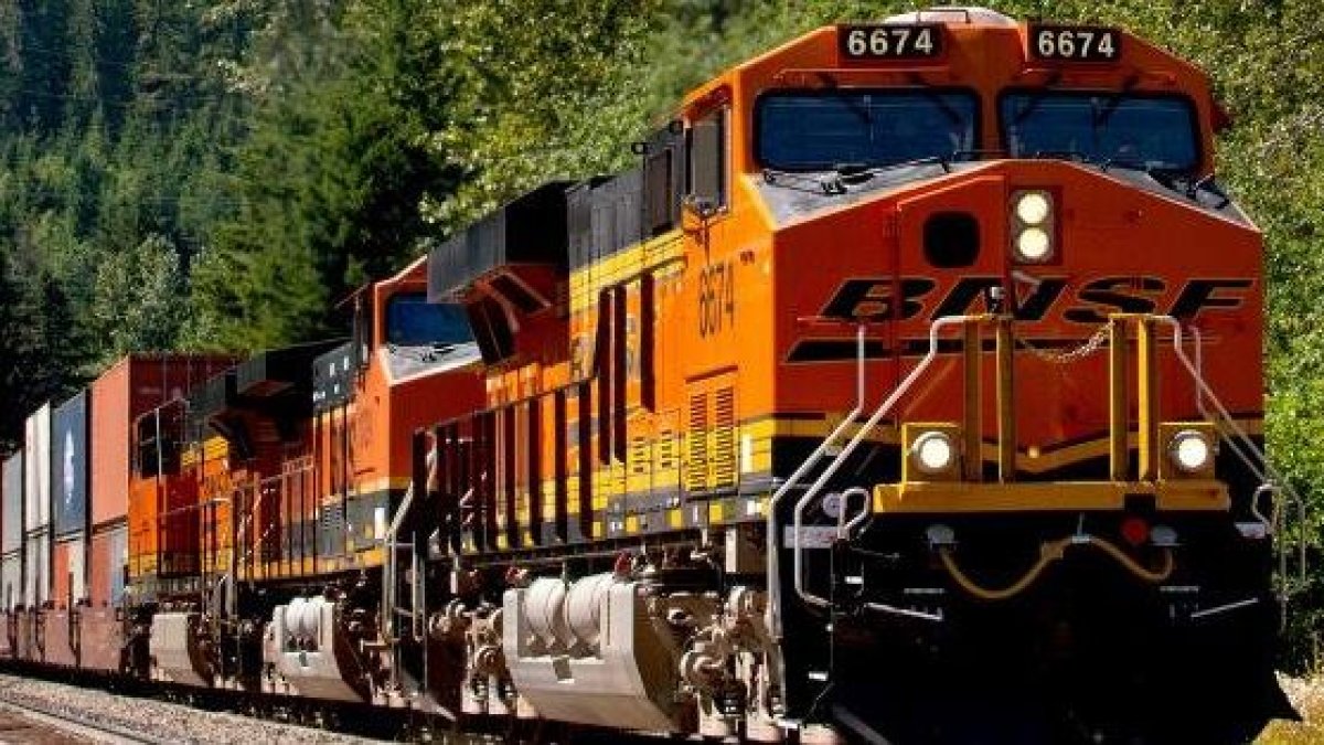 BNSF’s Next CEO Will Be First Woman to Lead Major Railroad – NBC 5 ...