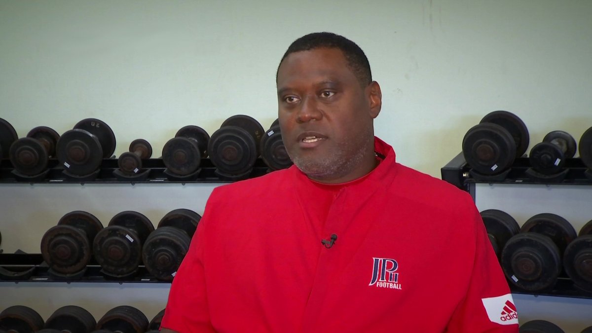 T.O., George Teague Met at the Star — 20 Years Ago Today – NBC 5 Dallas ...