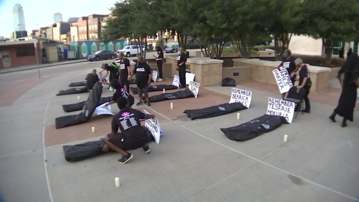 Organization Lays Body Bags in Front of Dallas Police Headquarters ...