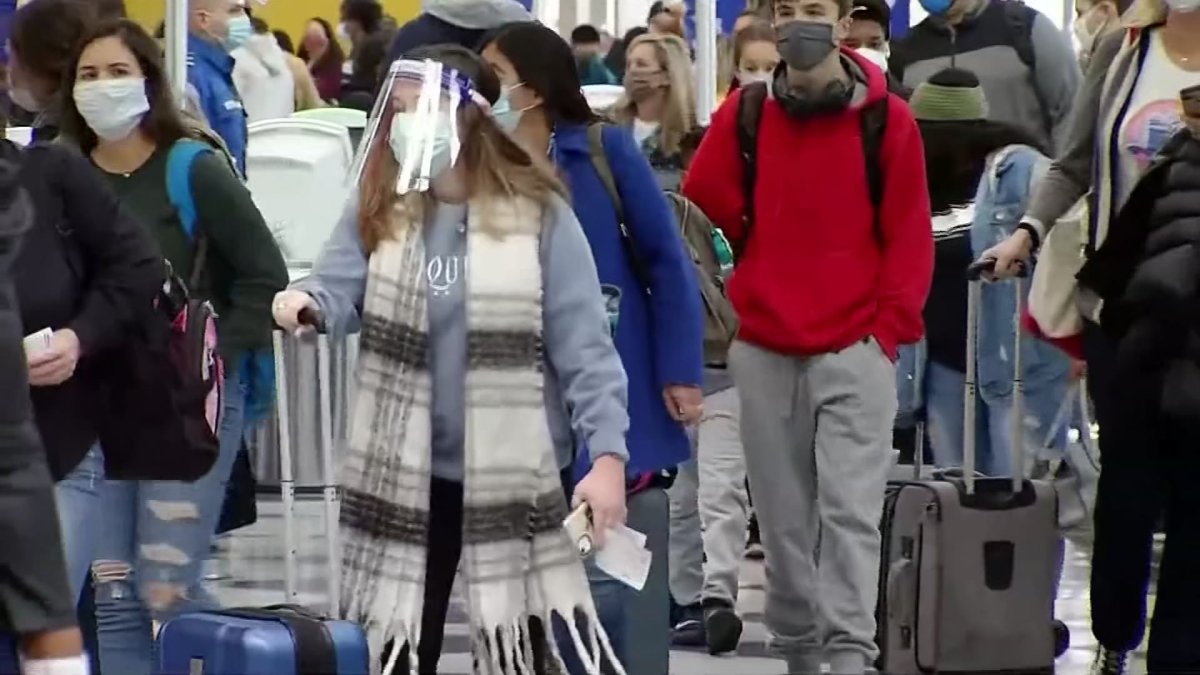 Airfares Are Cheaper Than They’ve Been in Decades. How Long Can Prices ...