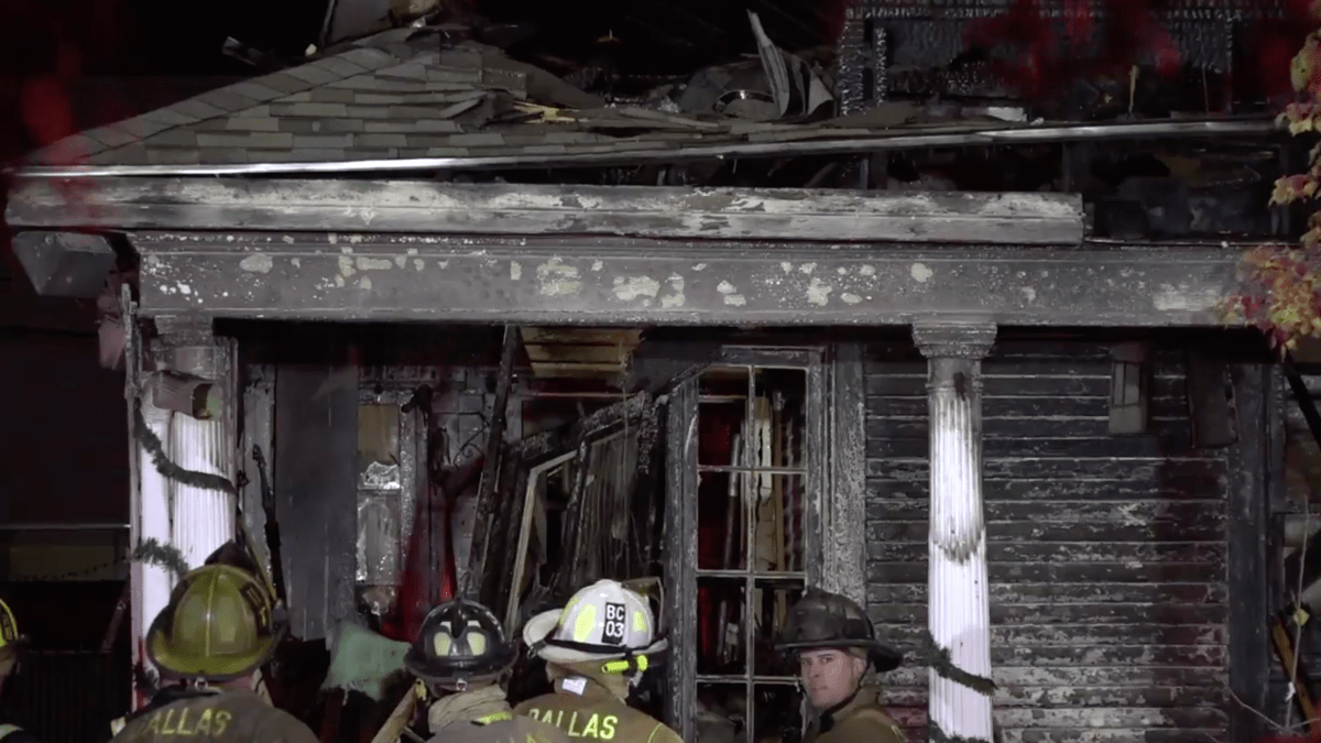 2 People Safe After Fire Destroys Home in Dallas – NBC 5 Dallas-Fort Worth