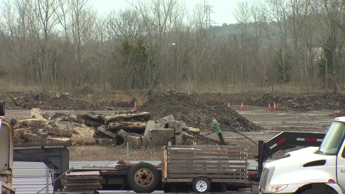 ‘Shingle Mountain’ Removed From Southern Dallas Neighborhood, Neighbors ...