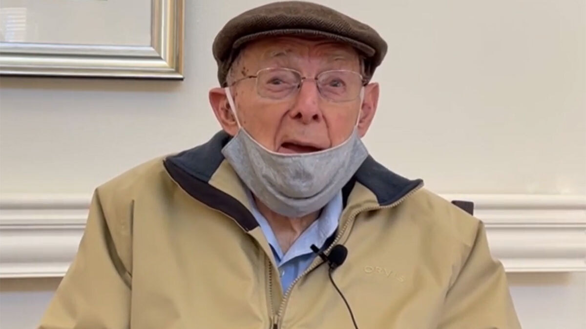 Man, 104, Gets Second Dose of COVID-19 Vaccine, Looks Forward to Dining ...