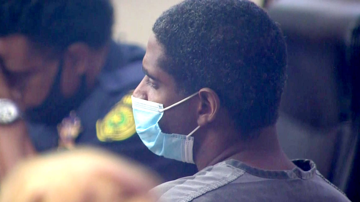 Former Dallas Police Officer Accused in 2 Murders Released, Charges ...