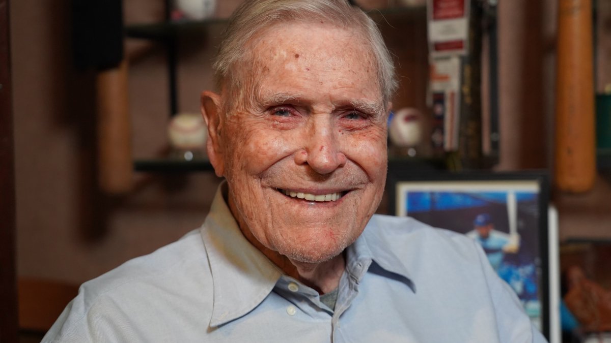 At 100-Years Old, Eddie Robinson Brings to Life the Golden Age of ...