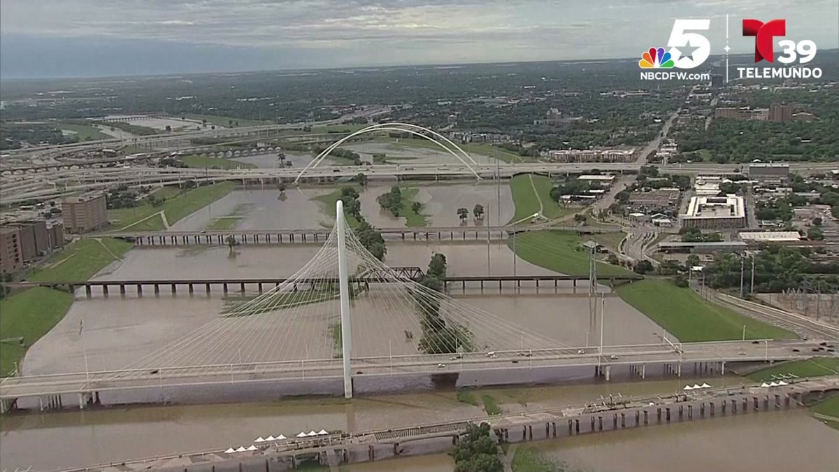 Raw Video: Texas Sky Ranger Shows Swollen Trinity River – NBC 5 Dallas ...