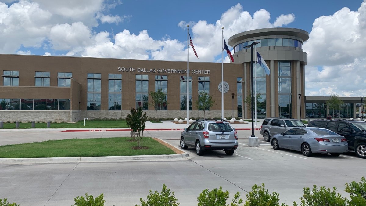Dallas Sheriff’s Freeway Patrol in New Location Serving as a Government ...