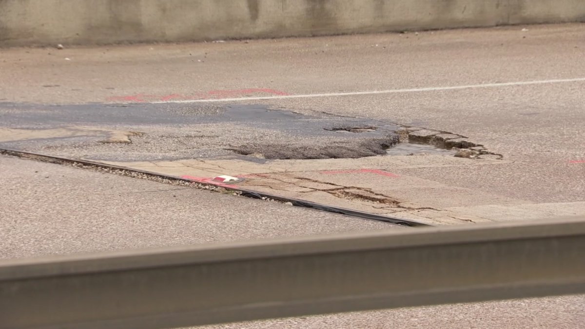 Pothole Along Loop 12 in Dallas Damages Vehicles, Drivers Say – NBC 5 ...