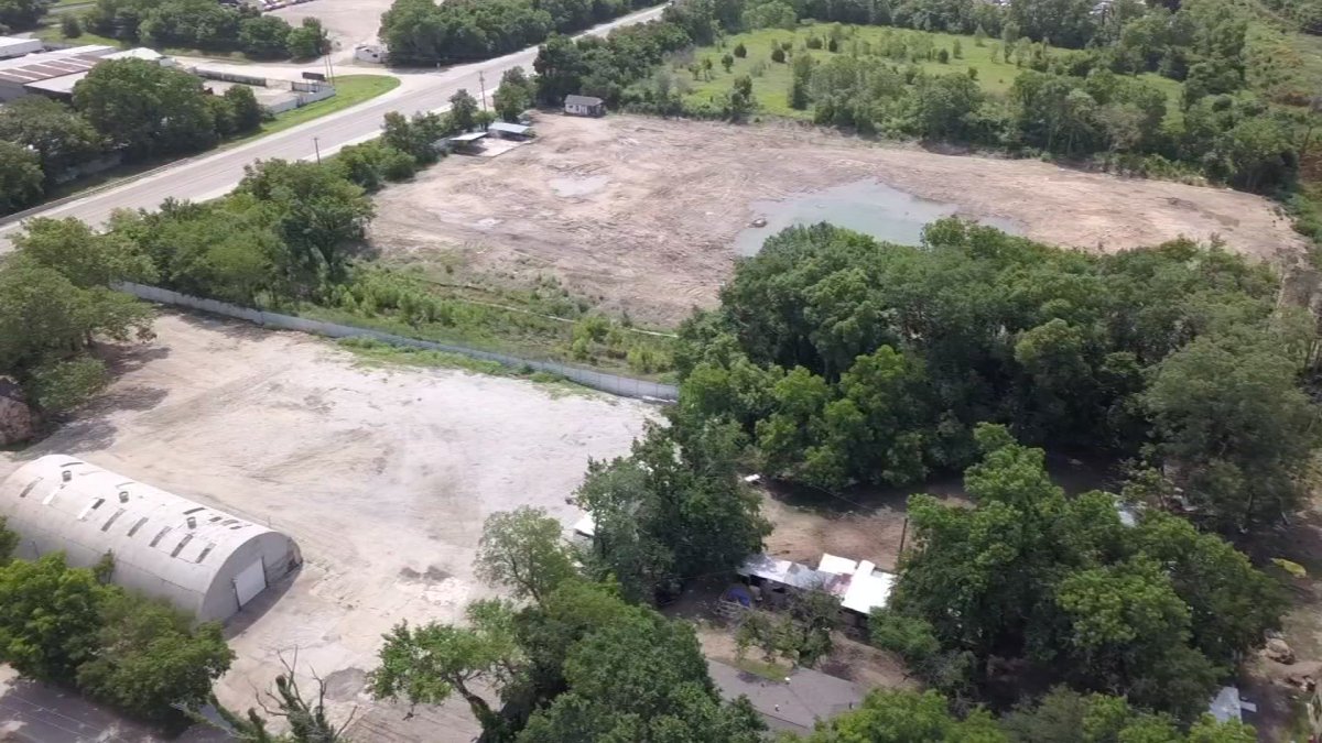 City of Dallas Acquires Former Shingle Mountain Site – NBC 5 Dallas ...