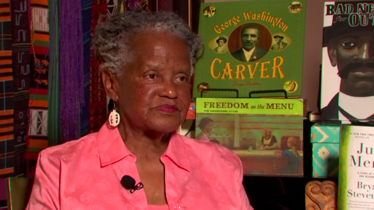 ‘I’ve Got 10,000 Books in My House’: Dallas Woman Shares the Joy of ...