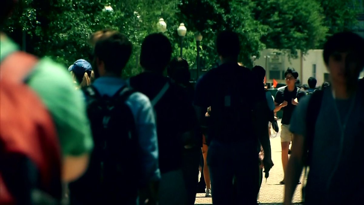 Isolation a Concern as College Students Return to Campus – NBC 5 Dallas ...