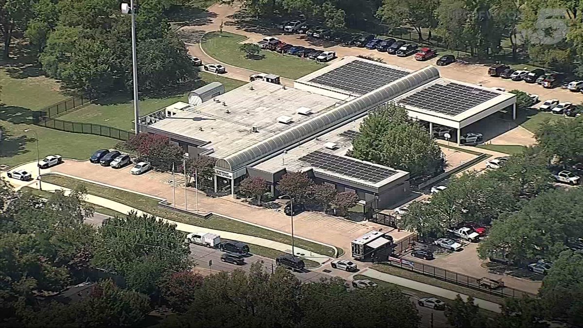 Dallas Police Substation Cleared After Evacuation Due to ‘Suspicious ...