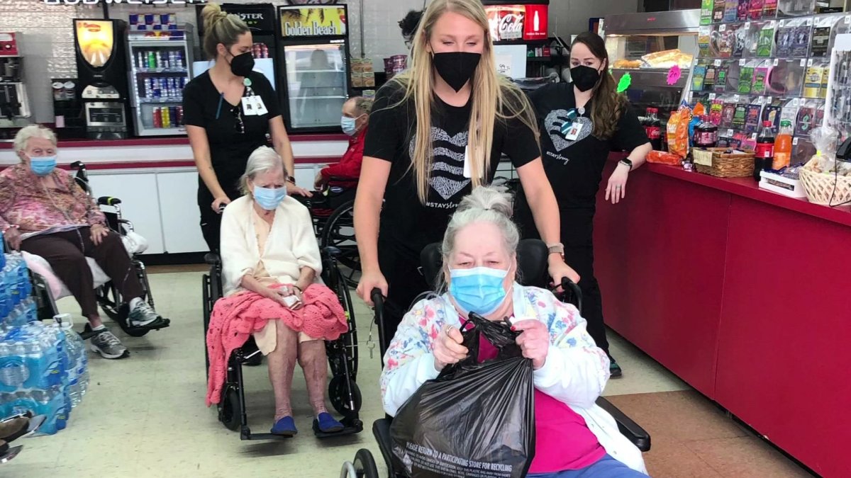 Weekly Field Trips Bring Something Good for Richland Hills Seniors ...