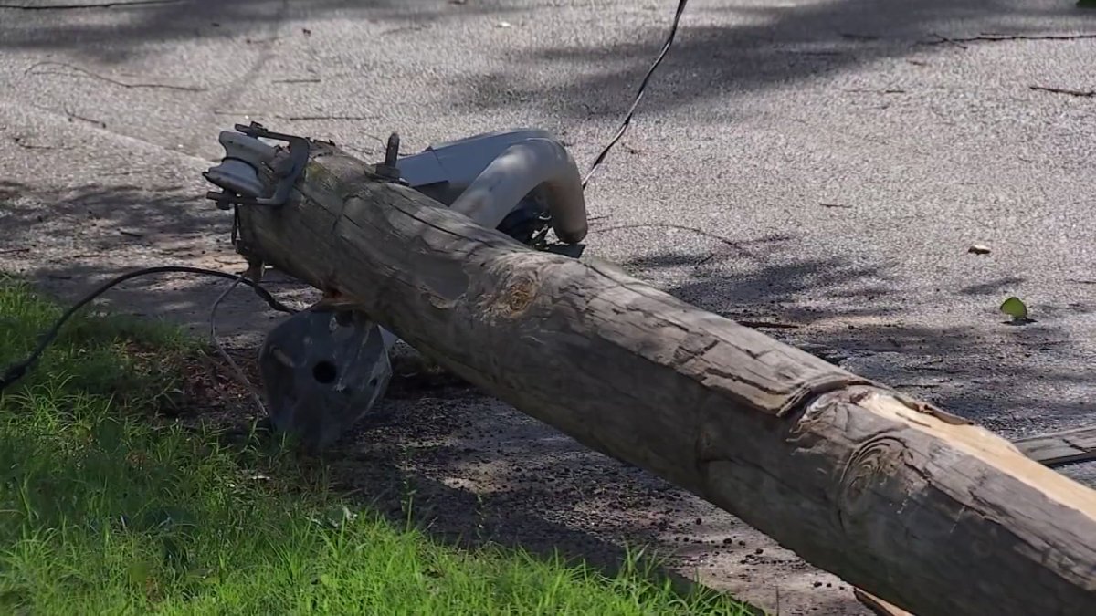 High Winds Cause Outages and Falling Debris for Much of North Texas ...