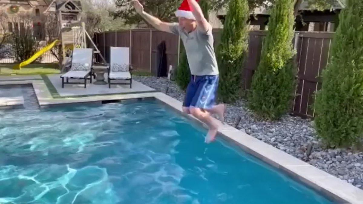 Rick Mitchell Takes a Not-So-Polar Plunge on Christmas Day – NBC 5 ...