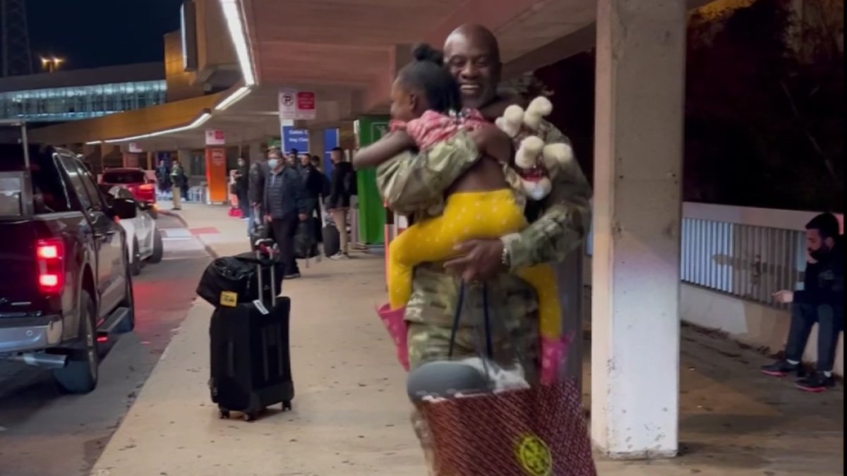 Heartwarming Reunion Caught on Camera at DFW Airport – NBC 5 Dallas ...