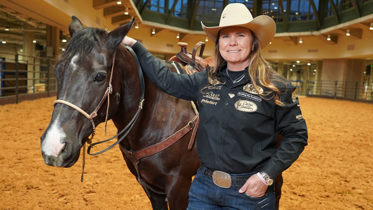 Meet Professional Breakaway Roping Pioneer Lari Dee Guy – NBC 5 Dallas ...
