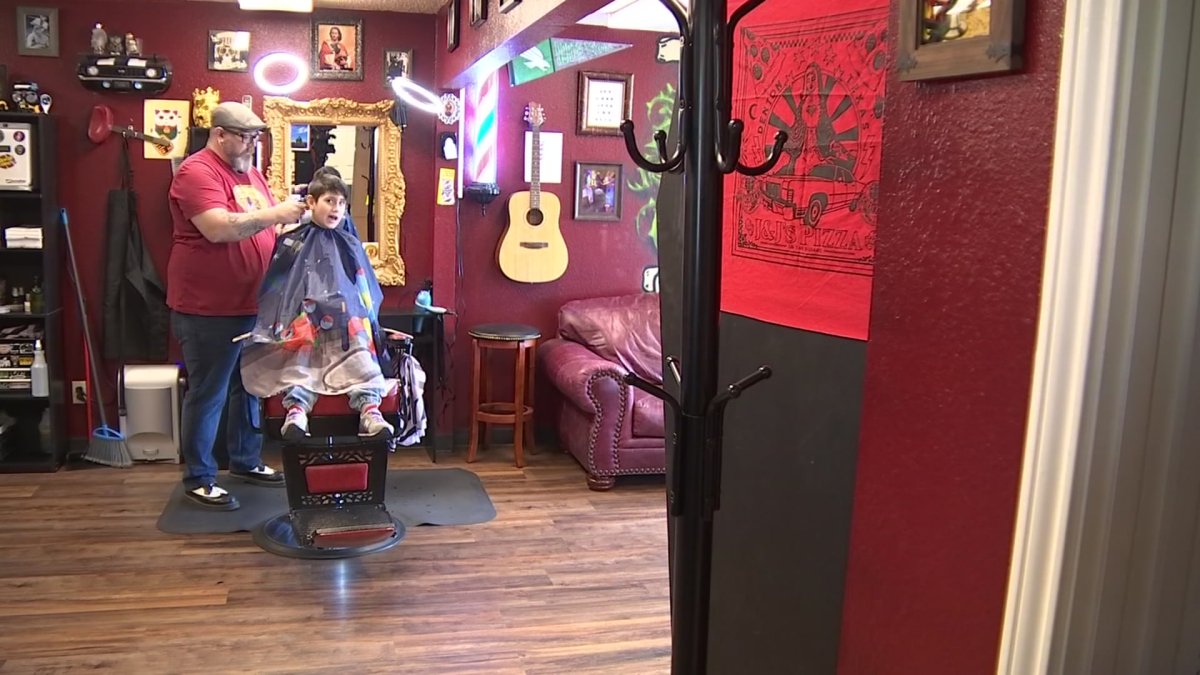 Denton Barber Creates Safe Space for Everyone – NBC 5 Dallas-Fort Worth