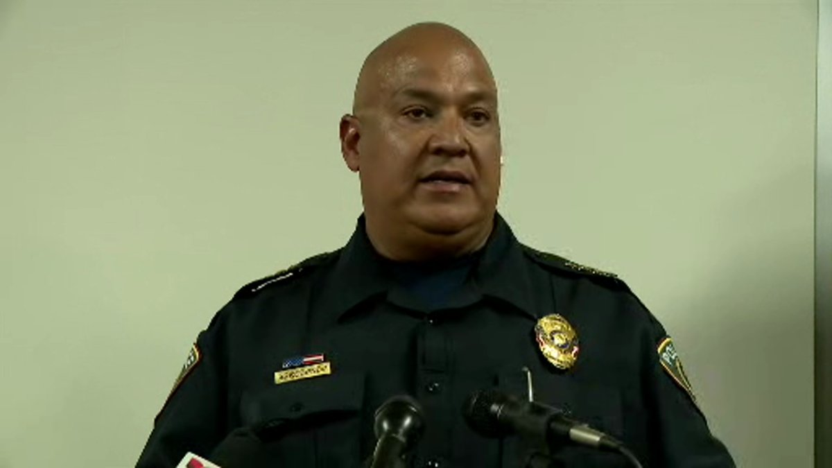 Uvalde ISD Police Chief Sworn in as Council Member – NBC 5 Dallas-Fort ...