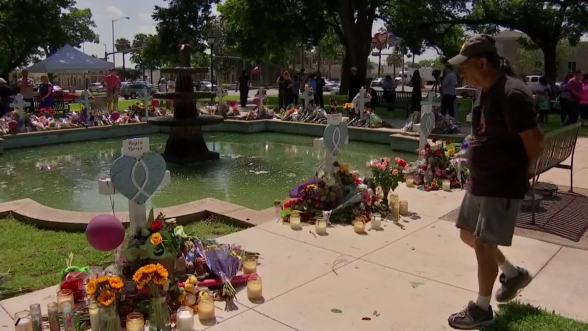 Uvalde Shooting Brings Back Memories of Previous Massacres – NBC 5 ...