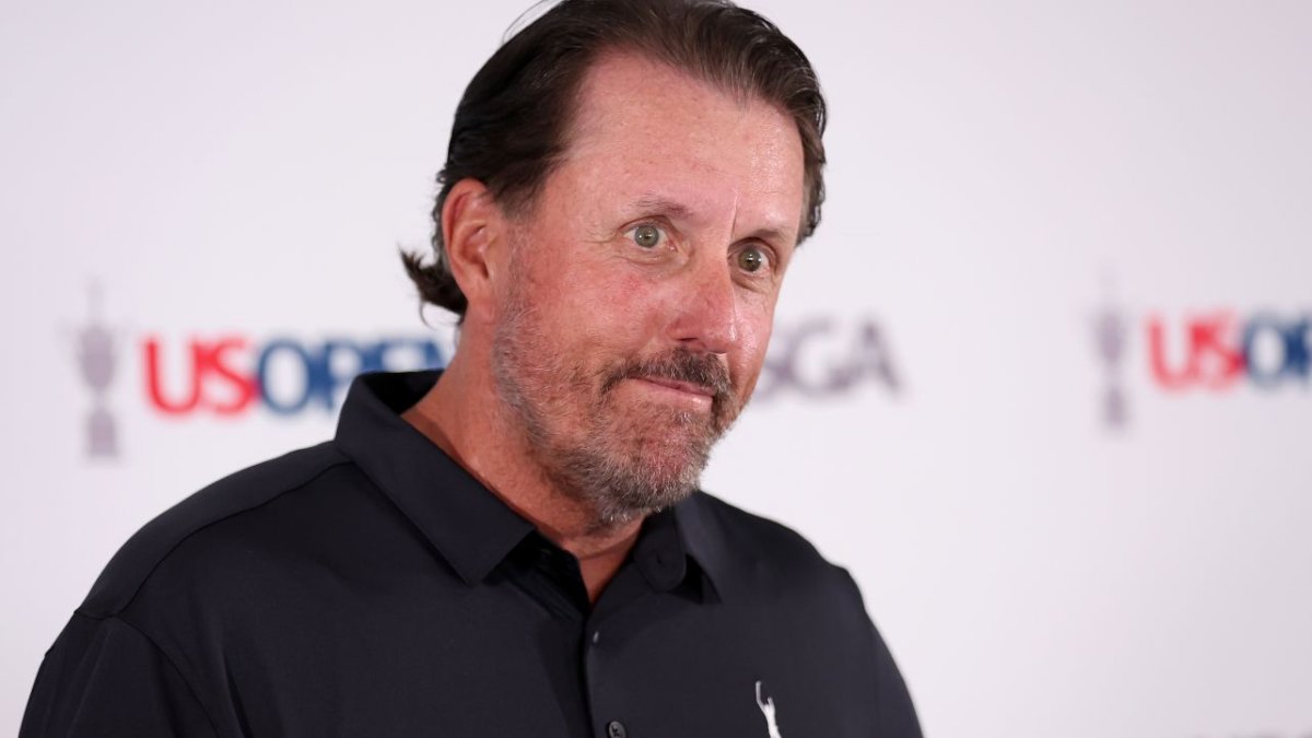 Phil Mickelson Hopes to Continue PGA Tour Career Despite LIV Golf ...