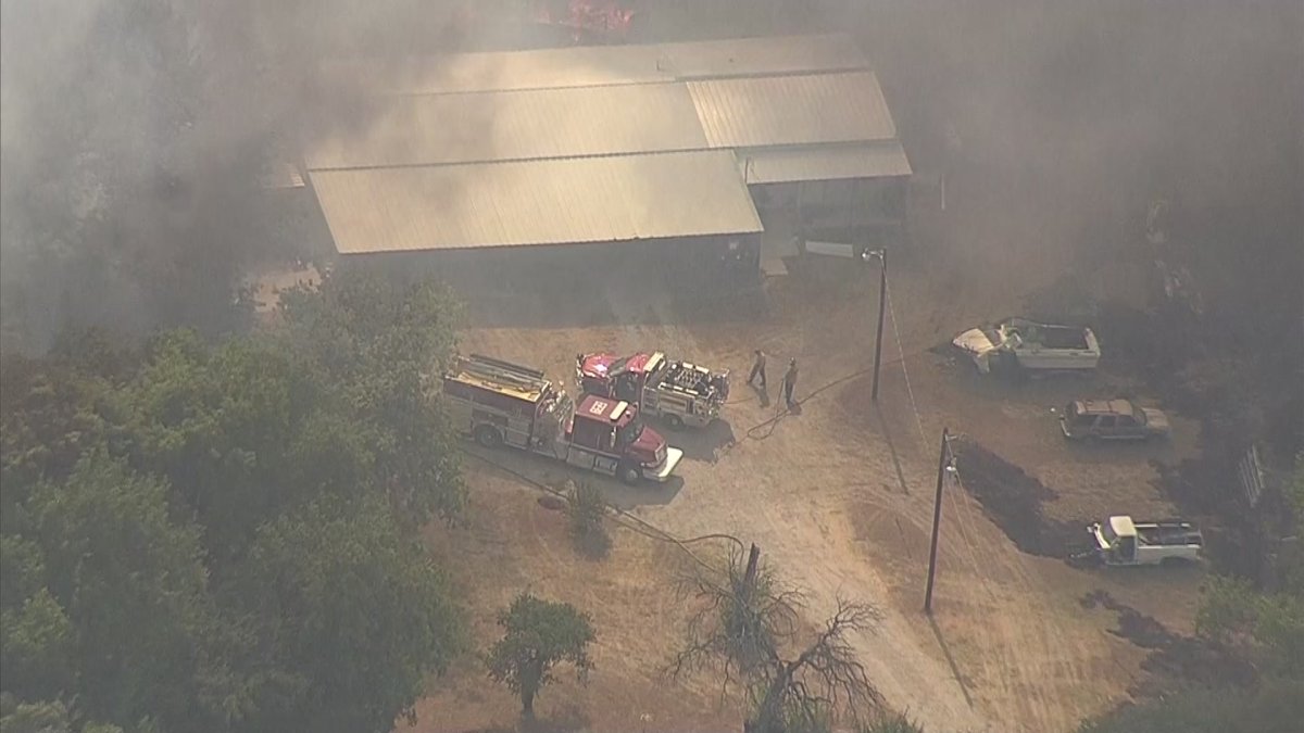 Firefighters Battle Fast-Moving Grass Fire in Parker County – NBC 5 ...