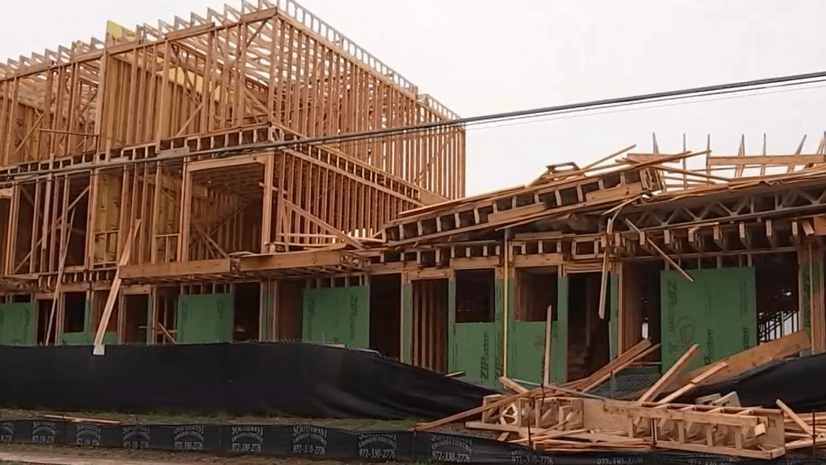 Texas Showers Lead to Partial Townhome Collapse – NBC 5 Dallas-Fort Worth
