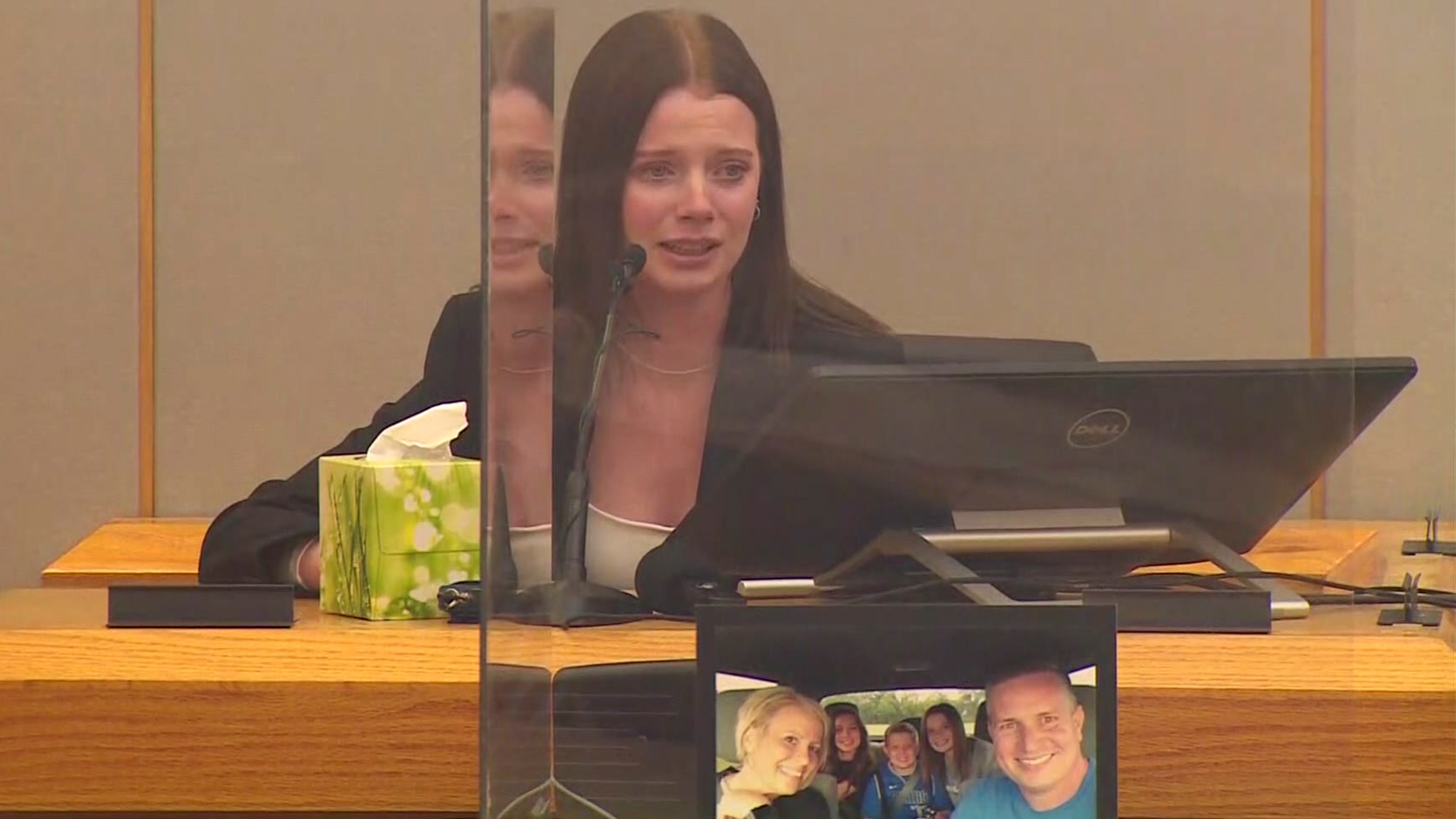 Daughter of Slain Police Officer Offers Convicted Killer Forgiveness ...