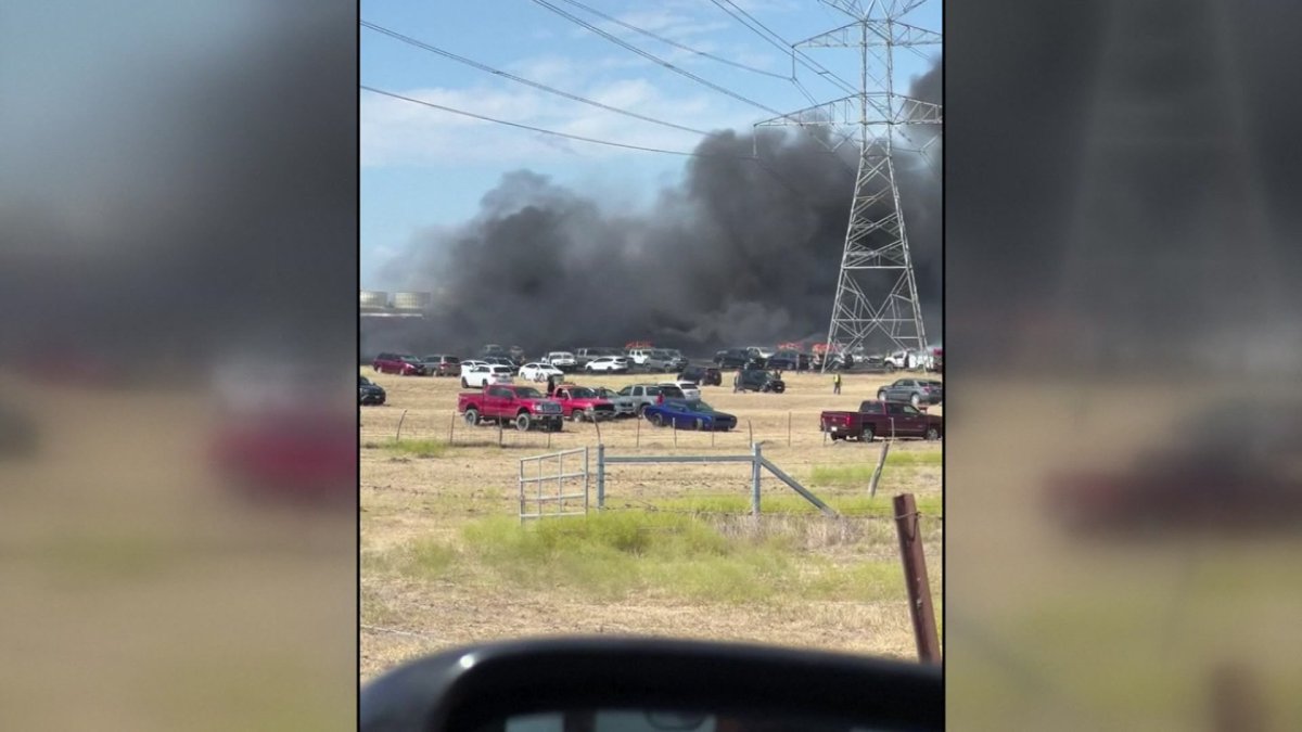 Fire at Pumpkin Patch Destroys Dozens of Cars – NBC 5 Dallas-Fort Worth